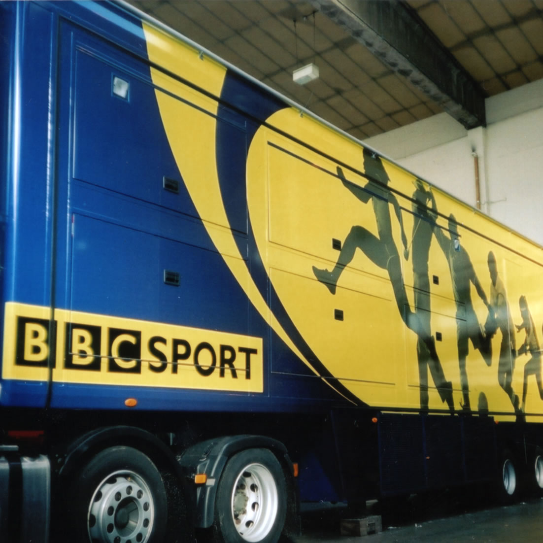 Truck, Lorry & Bus Graphics Horsham & Crawley | SL2