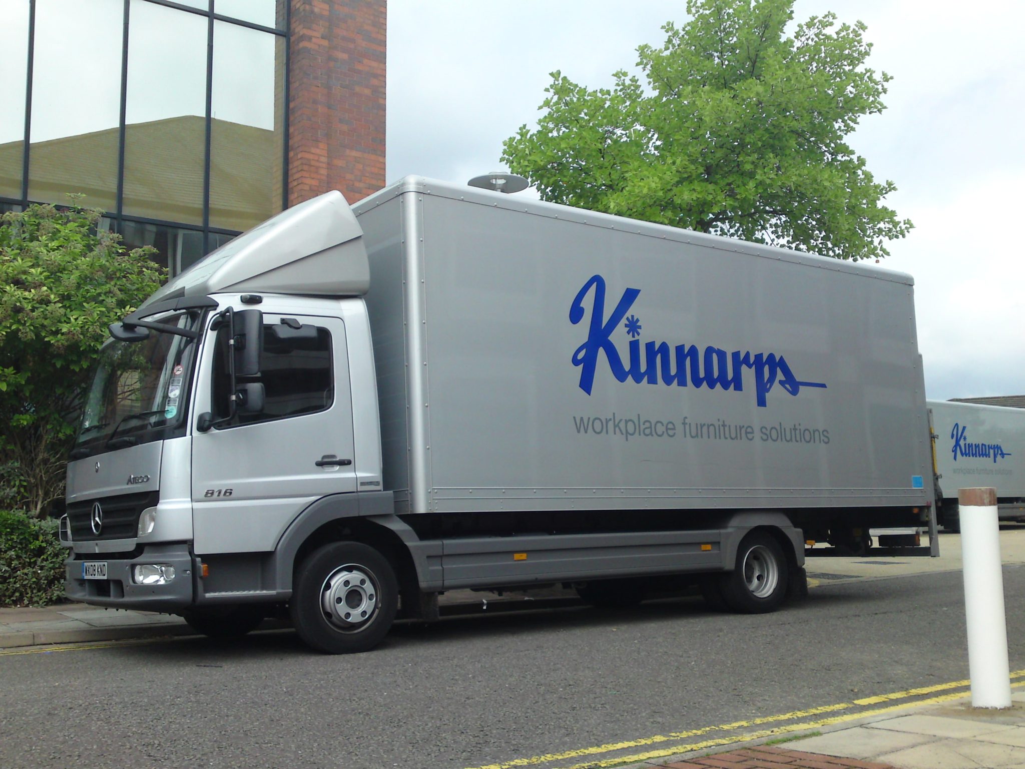 Truck Lorry & Bus Graphics | Vehicle Branding | SL2 Signs